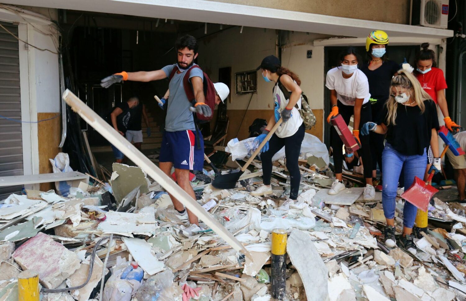 After Beirut explosion, Lebanese civil society unite across divides ...